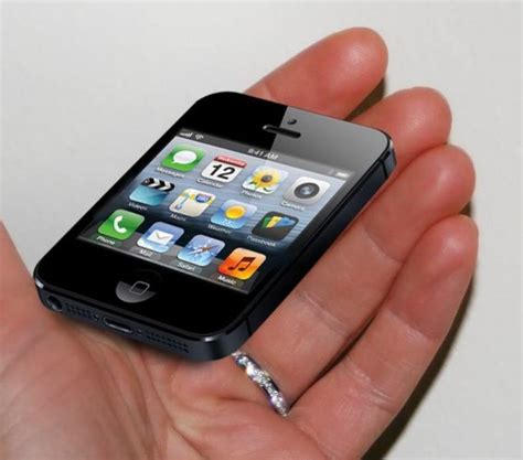 Can Mini IPhone Boost Apple Past Samsung