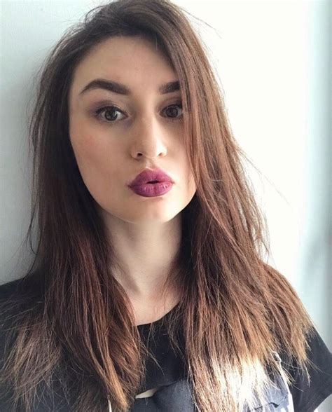 Our Office Assistant Scrolller