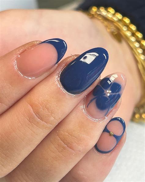 21 Fresh Navy Nail Ideas For A Stylish Look Mockup Hunt