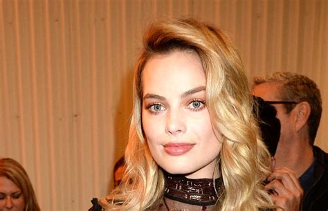 عکس؛ سفر در زمان؛ مارگو رابی، نماد باربی در هالیوود در 22 سالگی؛ سال 1391