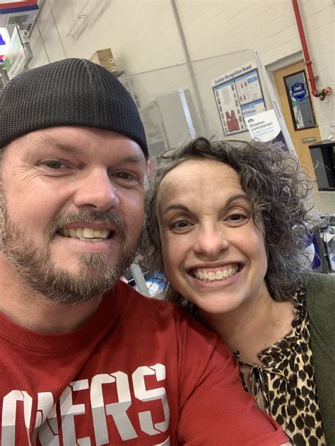 Deanna Huffs Instagram Twitter And Facebook On Idcrawl