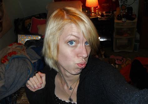 Chav Slut Sophie Porn Pictures Xxx Photos Sex Images 1615893 Pictoa