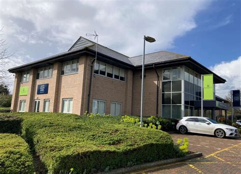 7 Springfield Lyons Approach Chelmsford Cm2 5lb Loopnet