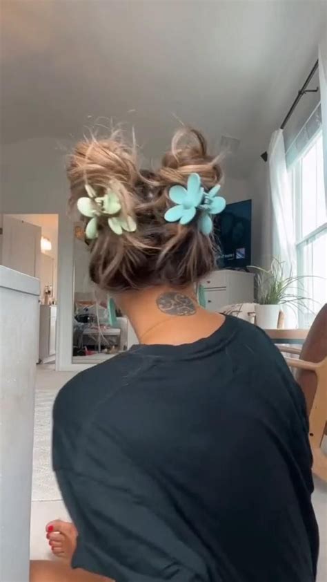 Video Fun Buns With Daisy Clips