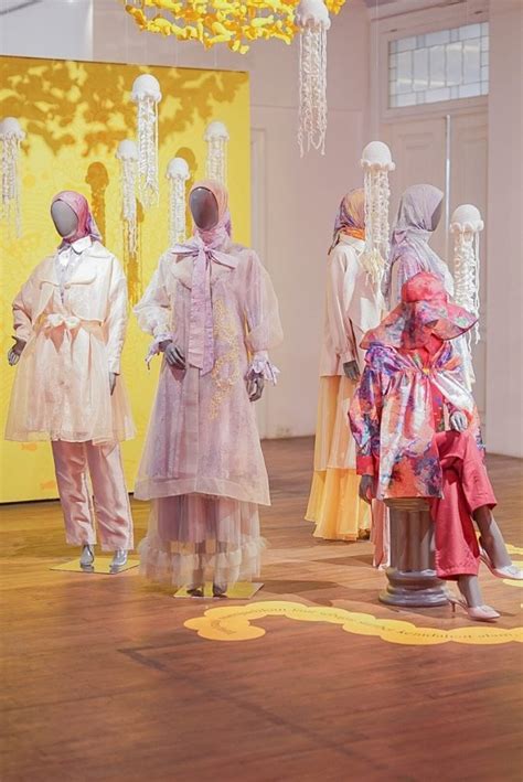 Kolaborasi Art Dan Modestwear Pengangkat Value Kreativitas Lokal