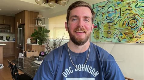 Girthmasterr Says Hed Consider Yeezy Porn Collab So He Can Buy Mom A House