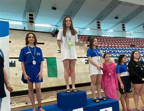 Una Nuova Stella Del Nuoto La Sanseverese Sara Clemente Brilla Nel Trofeo Centro Sud Italia