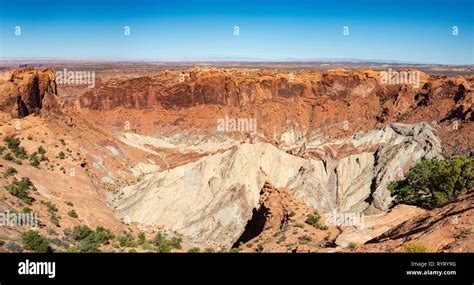 Sandstone Crater Upheaval Dome Crater Island In The Sky Canyonlands