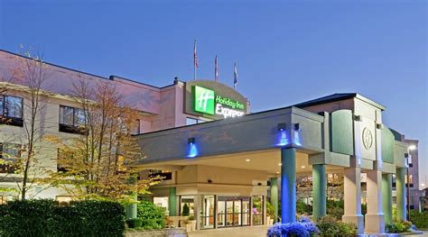 Holiday Inn Express Bellingham By Ihg Prices And Hotel Reviews Wa