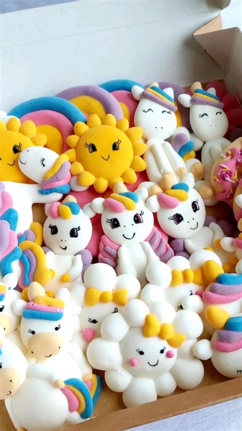 Маршмеллоу ручної роботи Єдиноріжки 🦄 | Маршмеллоу, Техники украшения ...