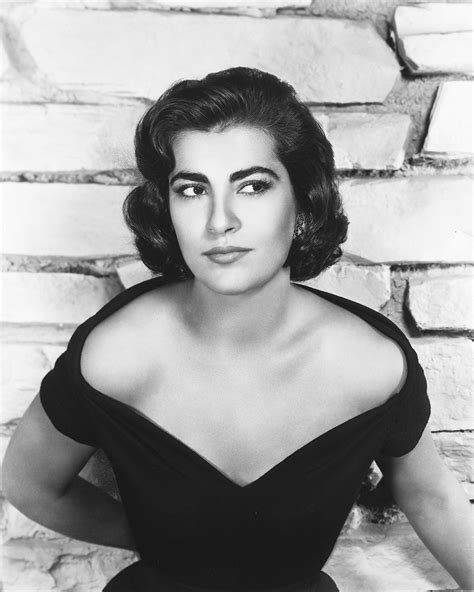 Irene Papas Actress From Zorba The Greek Dead At 96