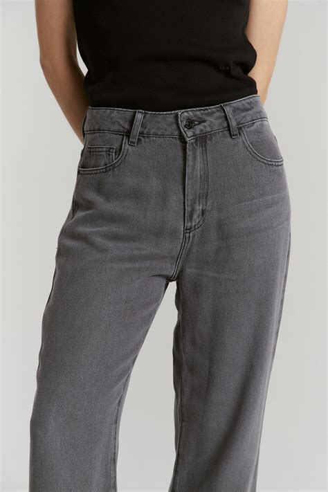 Straight Low Elsa Negro