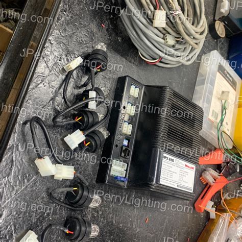 6 Strobe Hideaway Set