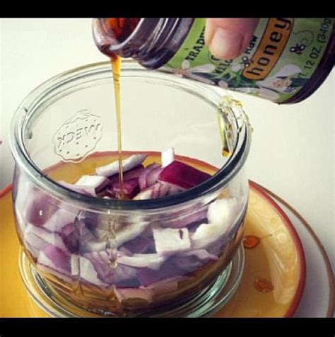 Аз съм пушач от както се помня и само с този сироп от лук и мед изкарвам храчките и секретите от