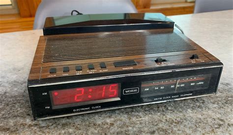 Rare Vintage 1980s Alarmclockradio And Phone Combo Red Lcd