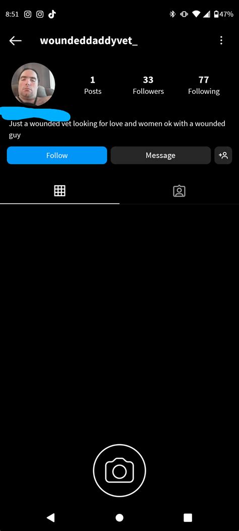 so this guy was in my DMs and I'm pretty sure he isn't actually a veteran at all. this seems ...