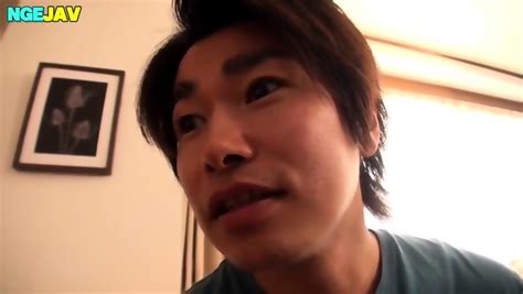 Subtitle Indonesia Tante Yang Kehausan Penis Menggoda Keponakan Nya