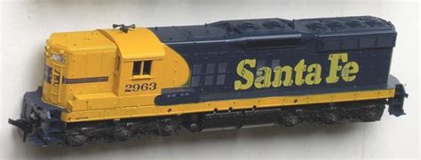 I208 Ho Athearn Sf Atsf Santa Fe Sd9 Dummy Ebay