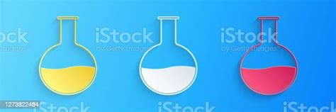 종이 컷 테스트 튜브 및 플라스크 파란색 배경에 고립 된 화학 실험실 테스트 아이콘 실험실 유리 제품 기호 종이 아트 스타일 벡터 0명에 대한 스톡 벡터 아트 및 기타