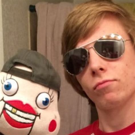 Carson Horns Instagram Twitter And Facebook On Idcrawl