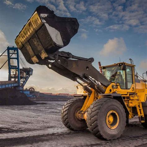 Wheel Loaders A Uk Decision Makers Basic Guide Buy Used Construction Equipment Uk