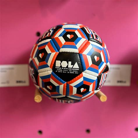 Bola By Pupila Ball Design On Behance
