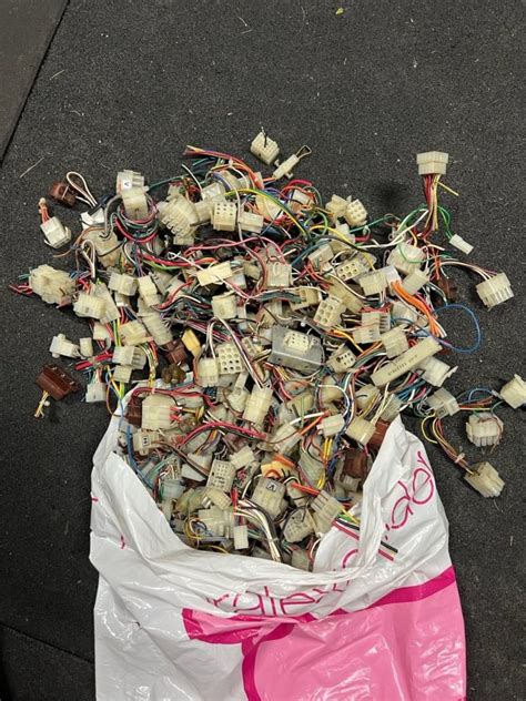 Kg Of Molex Plugs For Sale Arcade Aussie Arcade