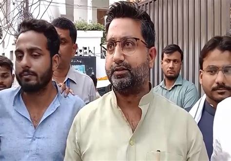 योगी के मंत्री का दावा मदरसा सर्वे का आम मुसलमान ने किया स्वागत