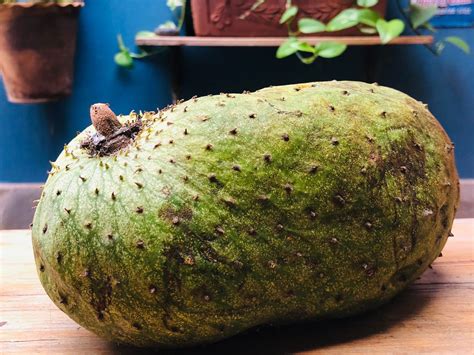 Chirimoya Y Guanabana