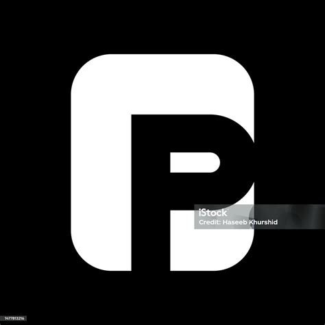 최소한의 Cp 로고 고급 배경에 Pc 편지의 아이콘입니다 Cp 모노그램 이니셜을 기반으로 한 로고 아이디어 전문적인 다양한 문자 기호와 배경에 Pc 로고 알파벳 C에 대한