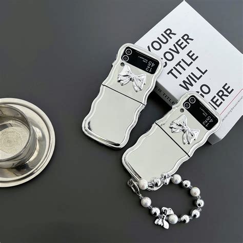 플립5 실버 웨이브 물결 리본 구슬 스트랩 Zflip345 제트플립 젤리 케이스 에이블리