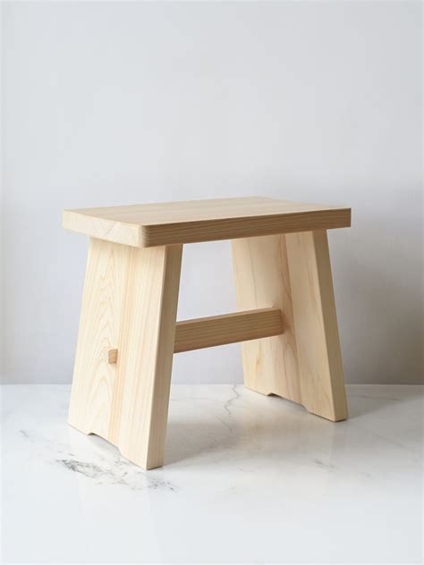 Hinoki Small Bath Stool Tenzo