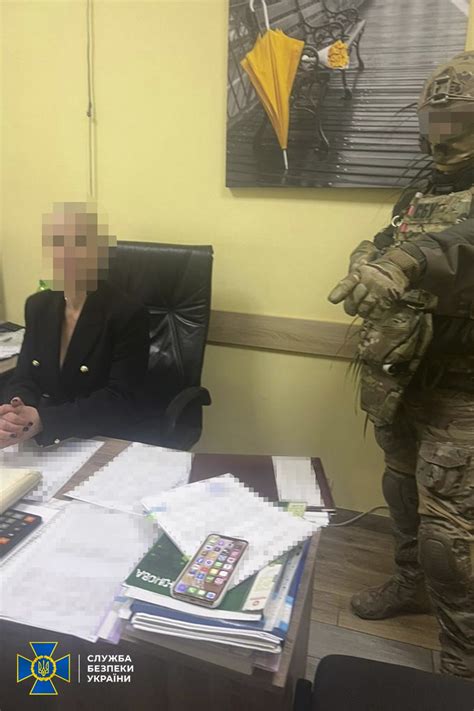 Щомісяця вимагала по 300 тисяч хабаря на Дніпропетровщині затримали керівницю податкової