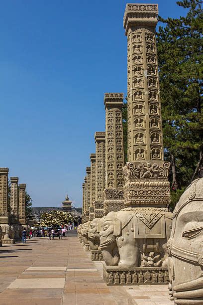 Gua Yungang Foto Foto Foto Stok Potret And Gambar Bebas Royalti Istock