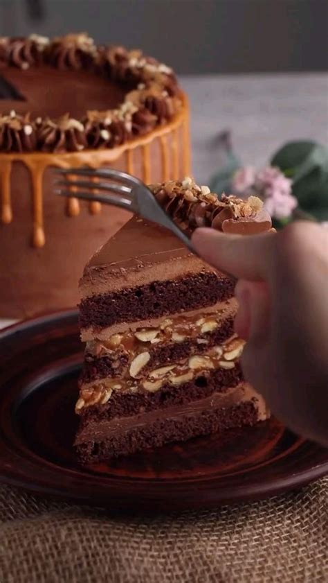 Королевский торт с карамелью и шоколадом