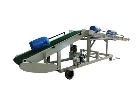 Brick Loading Conveyor Pitroda Machinery