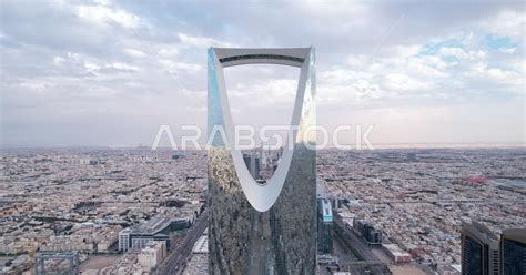 Kingdom Tower In Riyadh Kingdom Of Saudi Arabia The Architectural Art Of The Kingdom Tower