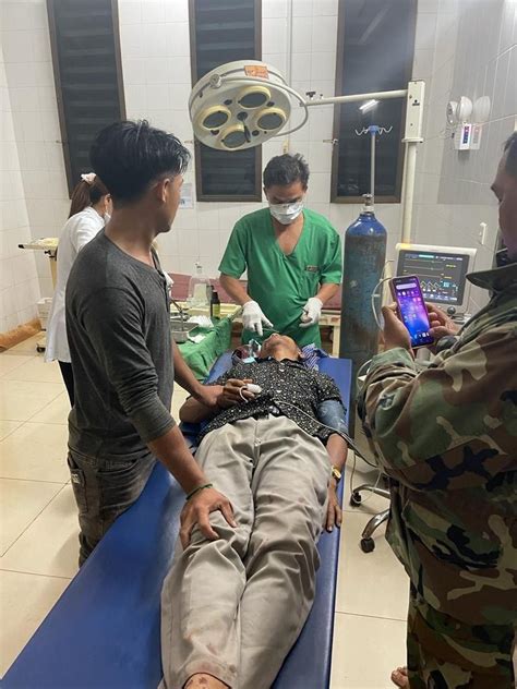 🔴ចរិតធូរថ្លៃចៅសង្កាត់រងនៃសង្កាត់រមនាស្រវឹងស្រាទាញកែវគប់បុរសចំណាស់រួមតុជាមួយរយះក្បាល សារព័ត៌មាន