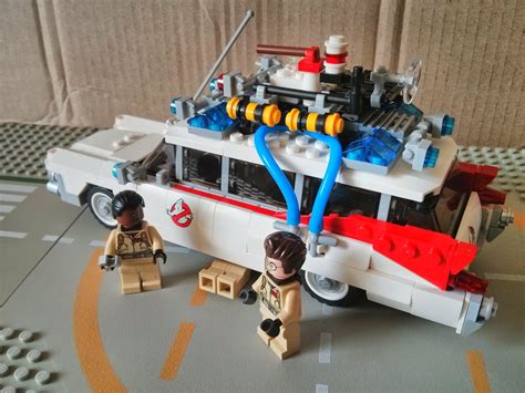 Toybox Soapbox Lego Ghostbusters Ecto 1 Pictorial Review Of The Build