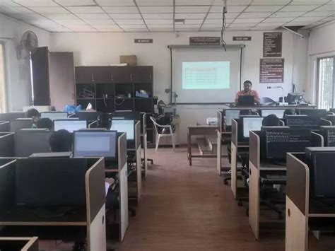 Language Lab KLE S Nijalingappa College â KLE College Rajajinagar Bengaluru