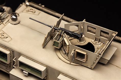 Meng Model 135 Us Cougar 6 X 6 Mrap Vehicle Panzer Models