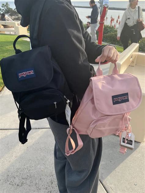 잔스포츠 24신상 잔스포츠 하이랜드 미니 백팩 책가방 가방 미니백 Highlands Mini Pack 상품 상세 크로켓 위시버킷