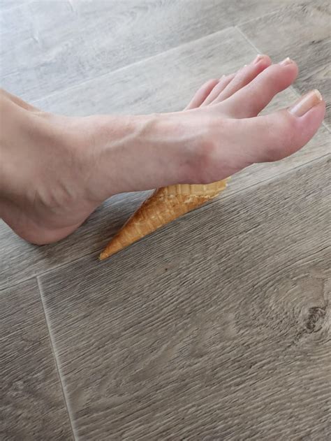Want To See The Video R Giantessfeet