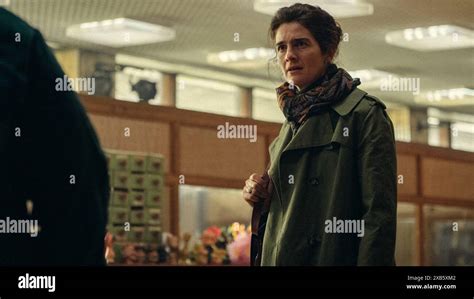 Eric Gaby Hoffmann Season 1 Ep 105 Aired May 30 2024 Photo Ludovic Robert ©netflix