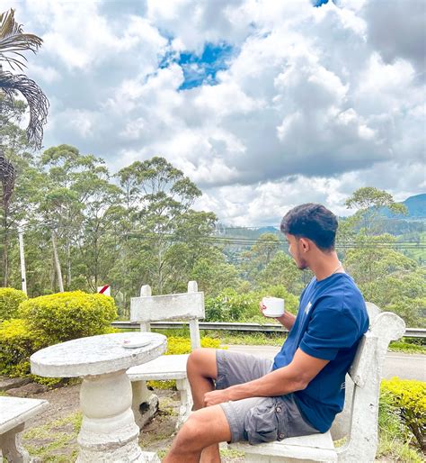 Erusha Gimshan Erusha Gimshan Added A New Photo