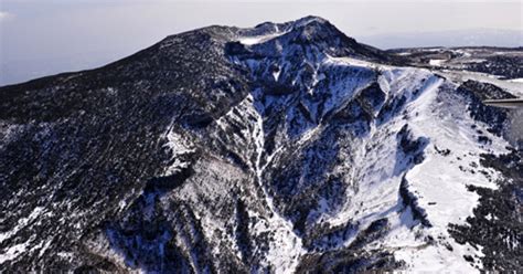 [포토뉴스]눈덮인 한라산 백록담