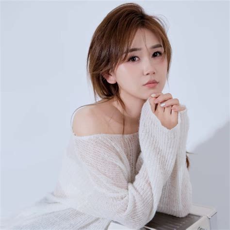 😘小妖精😘视频直播间 在线视频娱乐交友 六间房直播