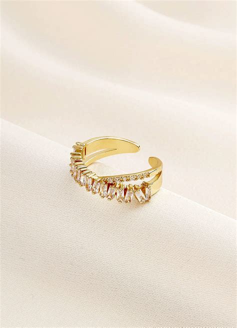 Crystal Duo Interlocking Ring Azazie