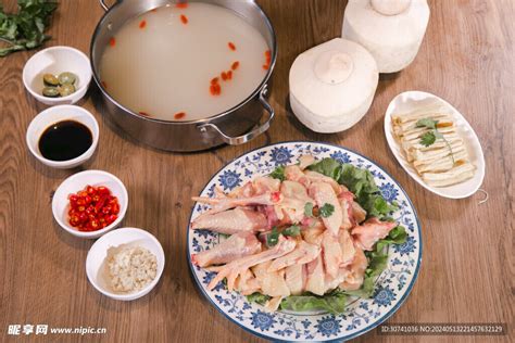 椰子鸡火锅摄影图传统美食餐饮美食摄影图库昵图网