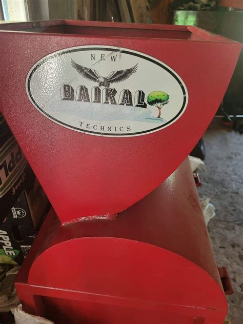 სოფლის მეურნეობის განვითარების ჯგუფი იყიდება თხილის სარჩევი აპარატი